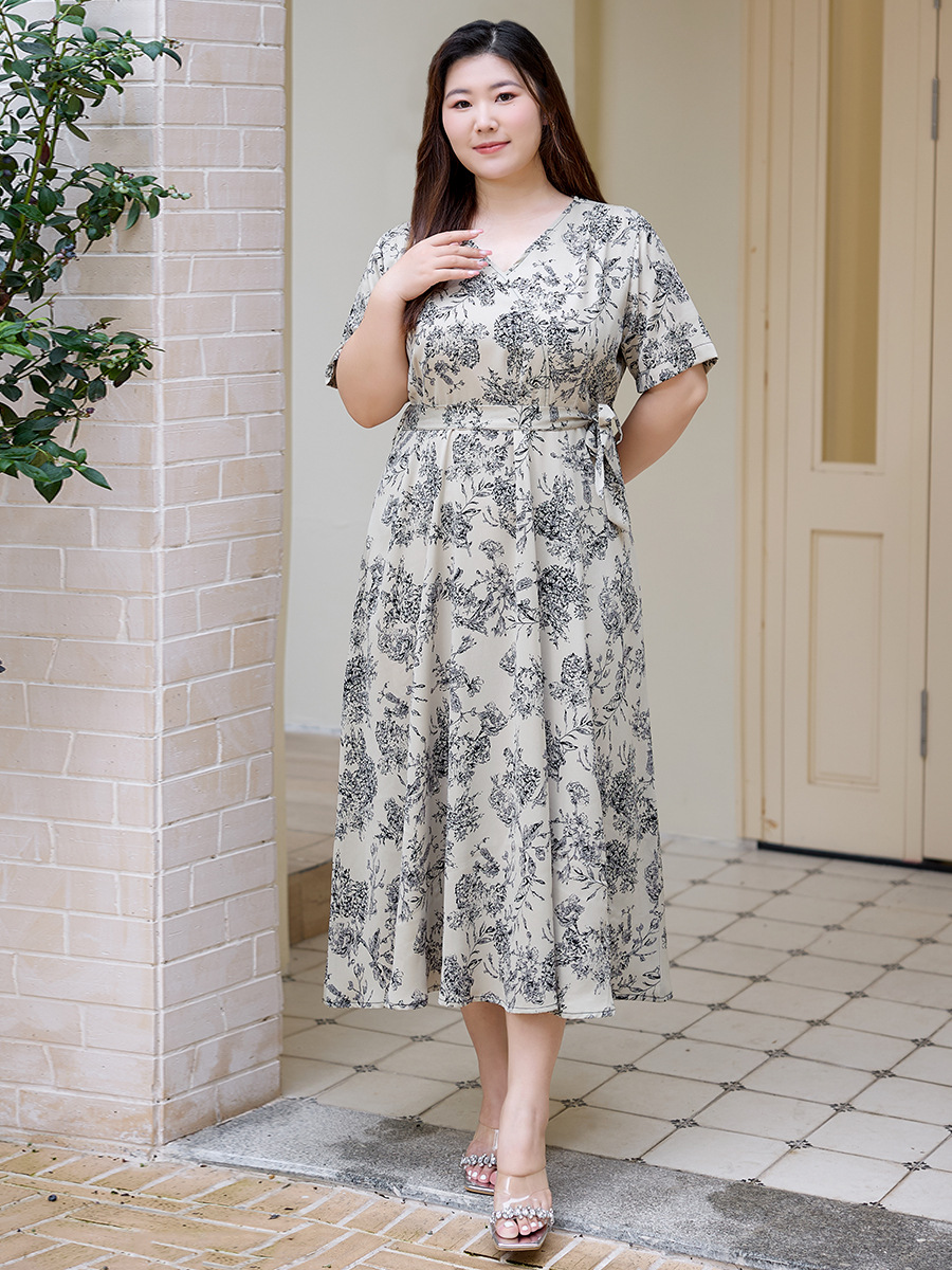 Plus Size Beige Floral Wrap Dress – Pluspreorder