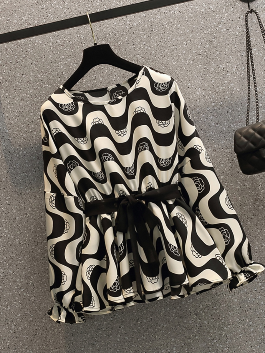 Plus Size Chiffon Rose Stripes Long Sleeve Top – Pluspreorder