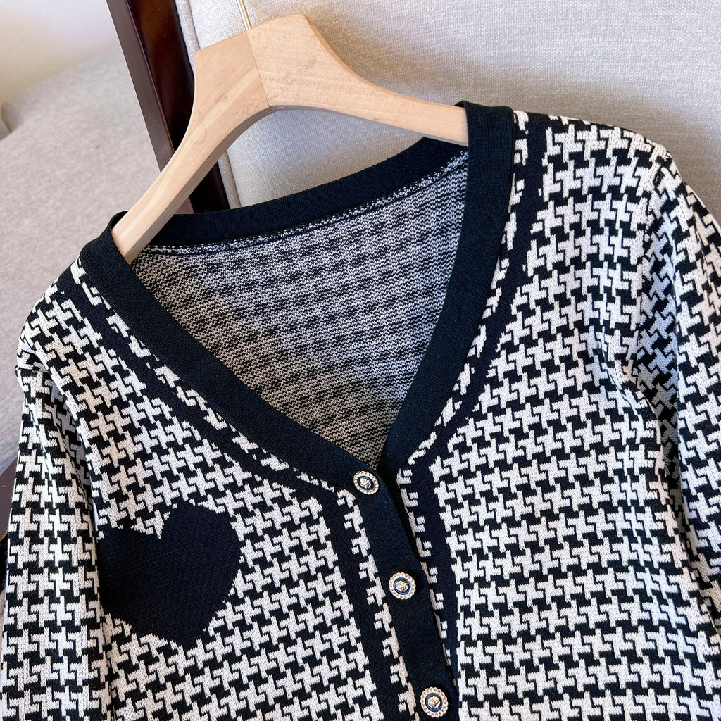 Plus Size Korean Tweed Heart Top and Skirt Set – Pluspreorder