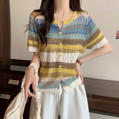 Plus Size Rainbow Stripes Notch Neck Top – Pluspreorder